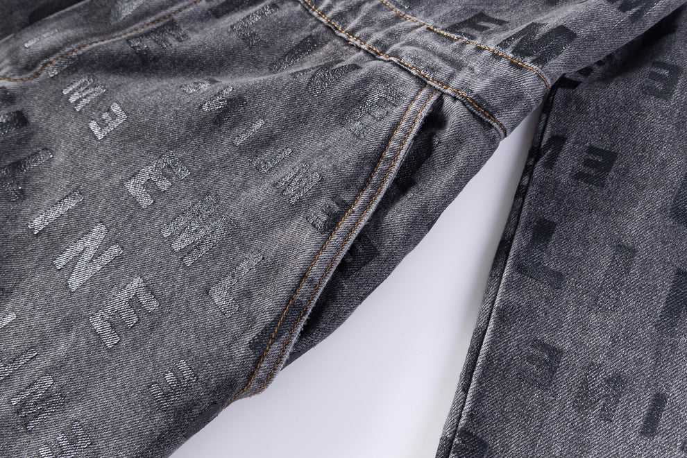 Design 162- Black