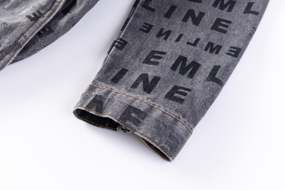 Design 162- Black